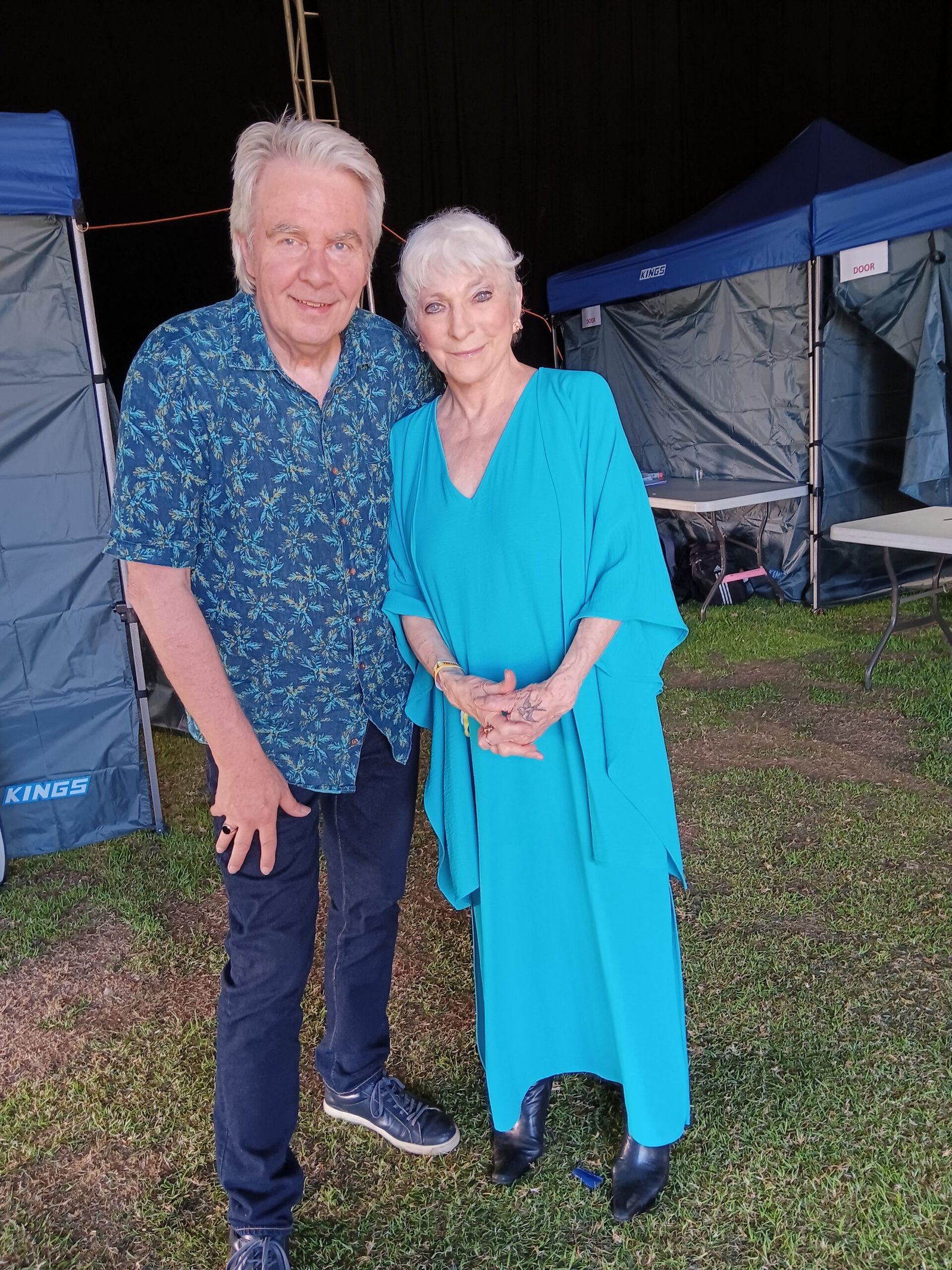 Nick Charles – Acoustic Blues & Roots Guitarist | Official Site